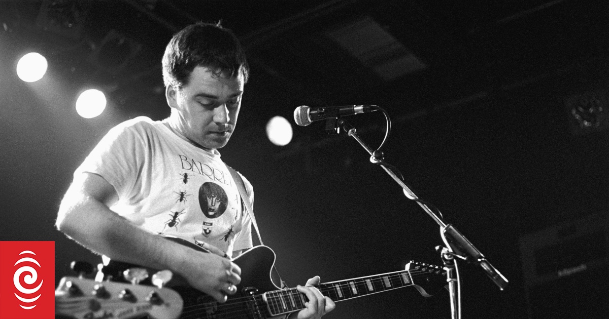 ‘Just singing and floating and free’ – RIP Martin Phillipps of The ...